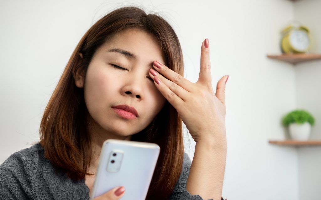 What are the effects of screen time on mental health?